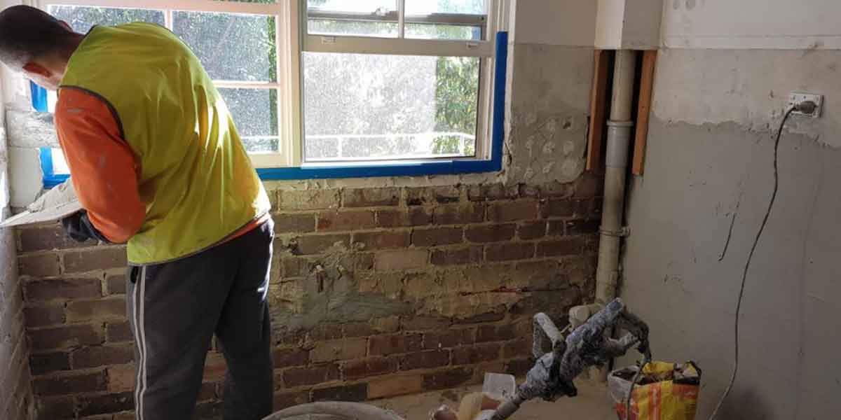 The Advantages and Disadvantages of Rendering Your Home - ANB Cement ...